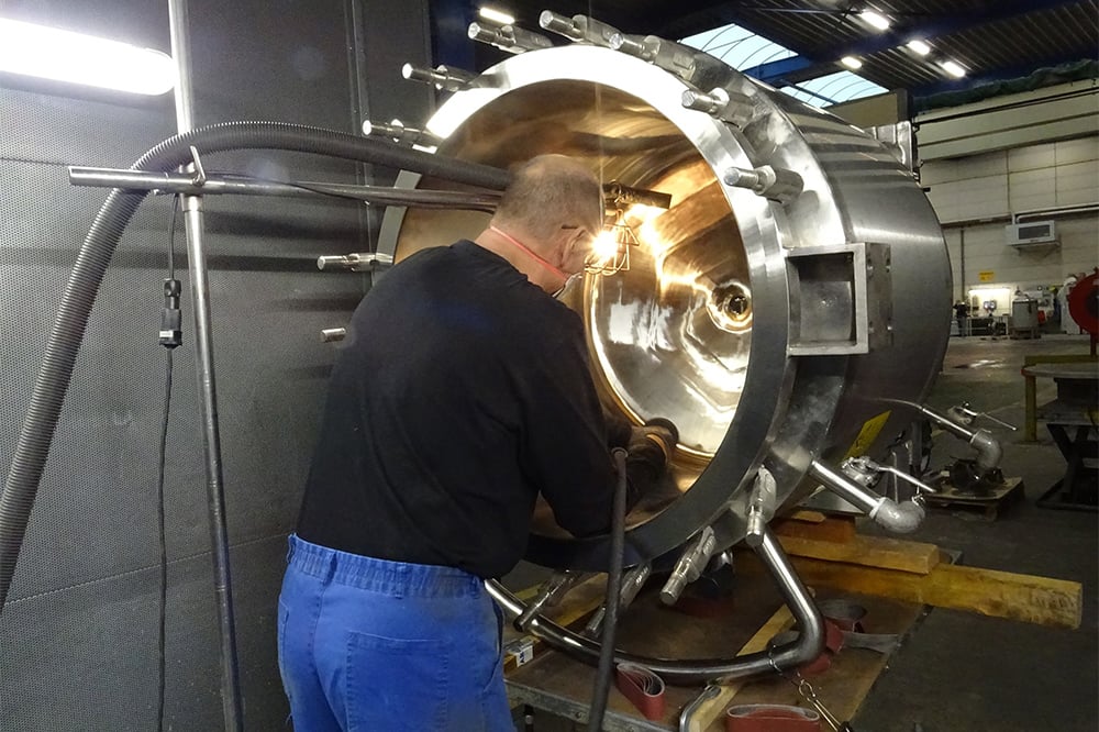 Un traitement de surface correct des produits en inox permet d'éviter ...